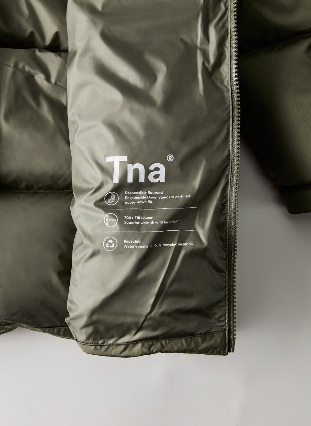 Tna MEGA PUFF MID | Aritzia US