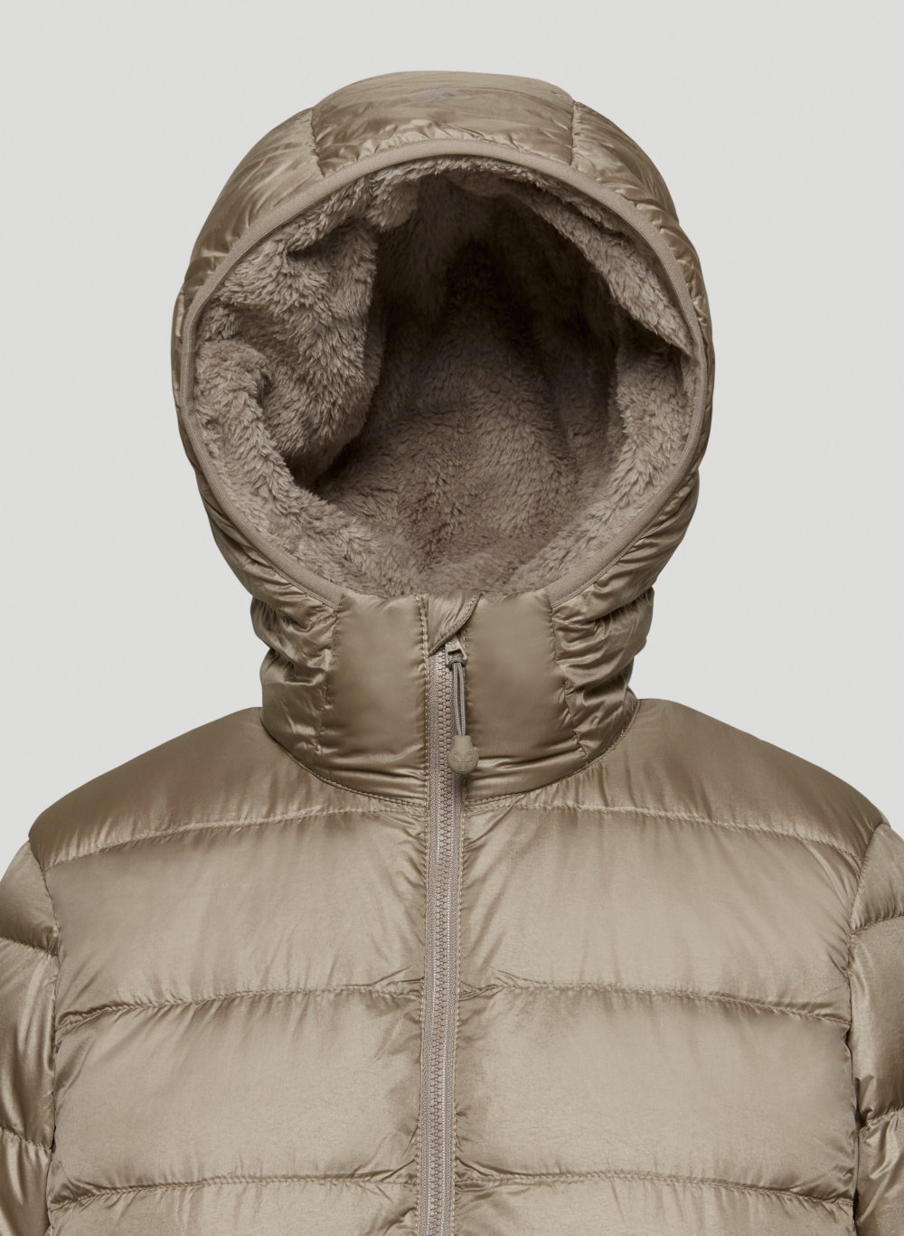 Tna THE LITTLE FUZZY PUFF™ | Aritzia INTL