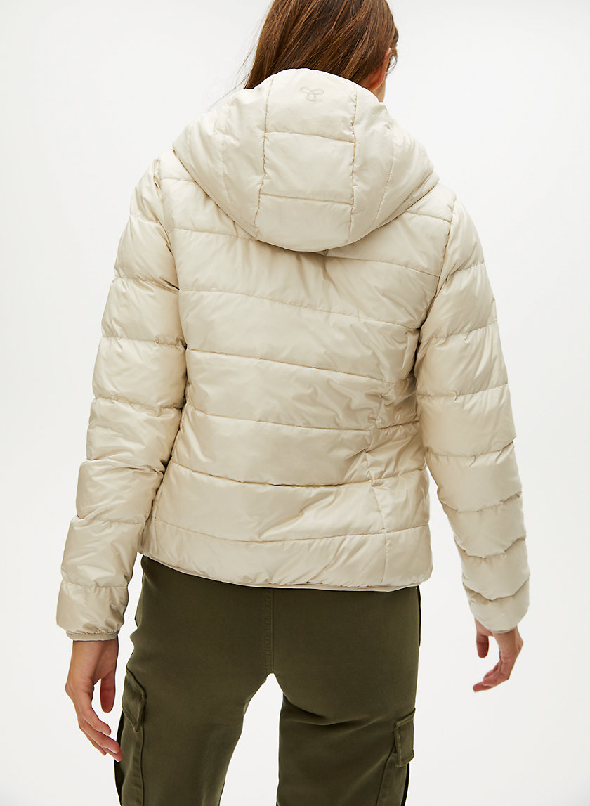 TnAction THE LITTLE FUZZY PUFF | Aritzia INTL