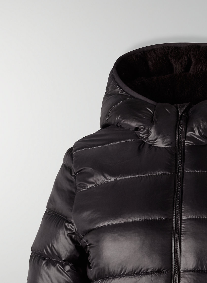 Tna THE LITTLE FUZZY PUFF | Aritzia INTL