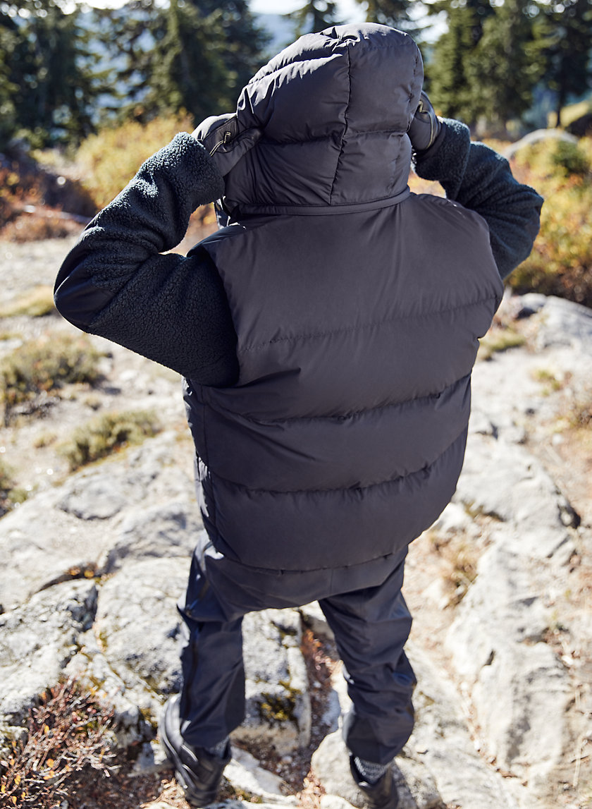 Tna MR. SUPER PUFF™ VEST | Aritzia INTL