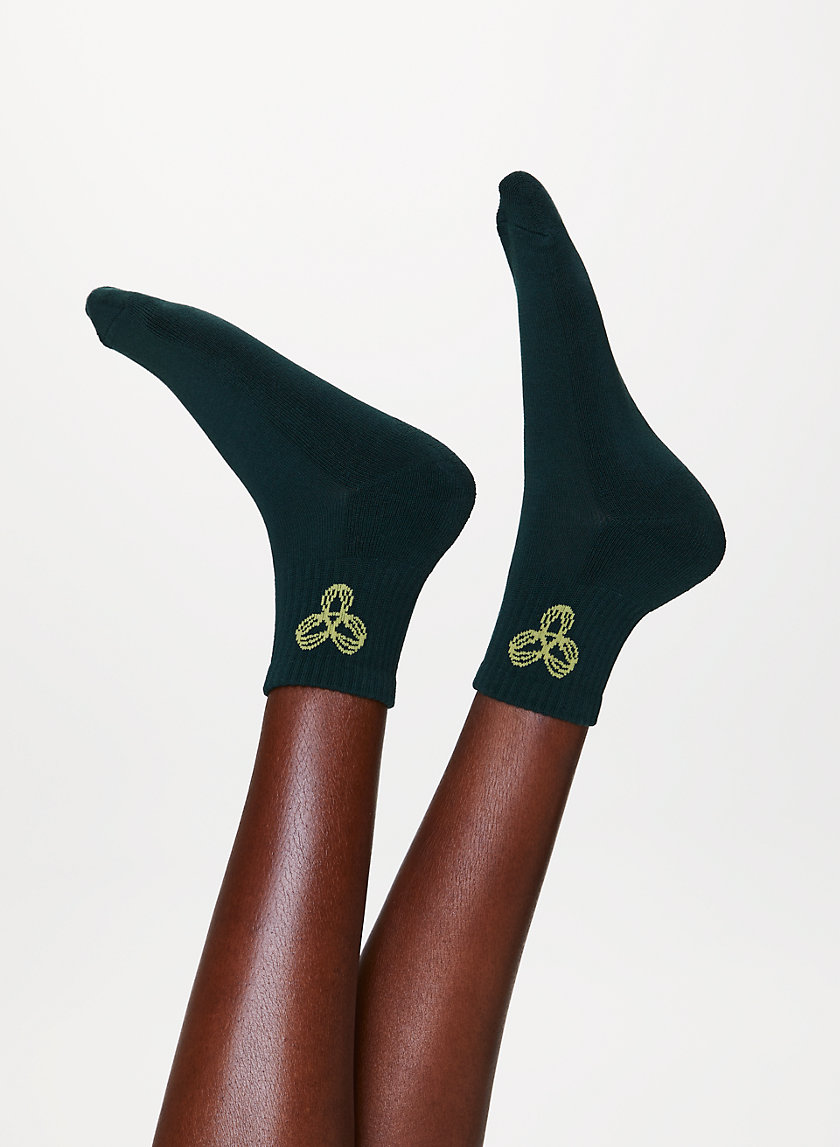 Tna BASE ANKLE SOCK 3-PACK | Aritzia INTL