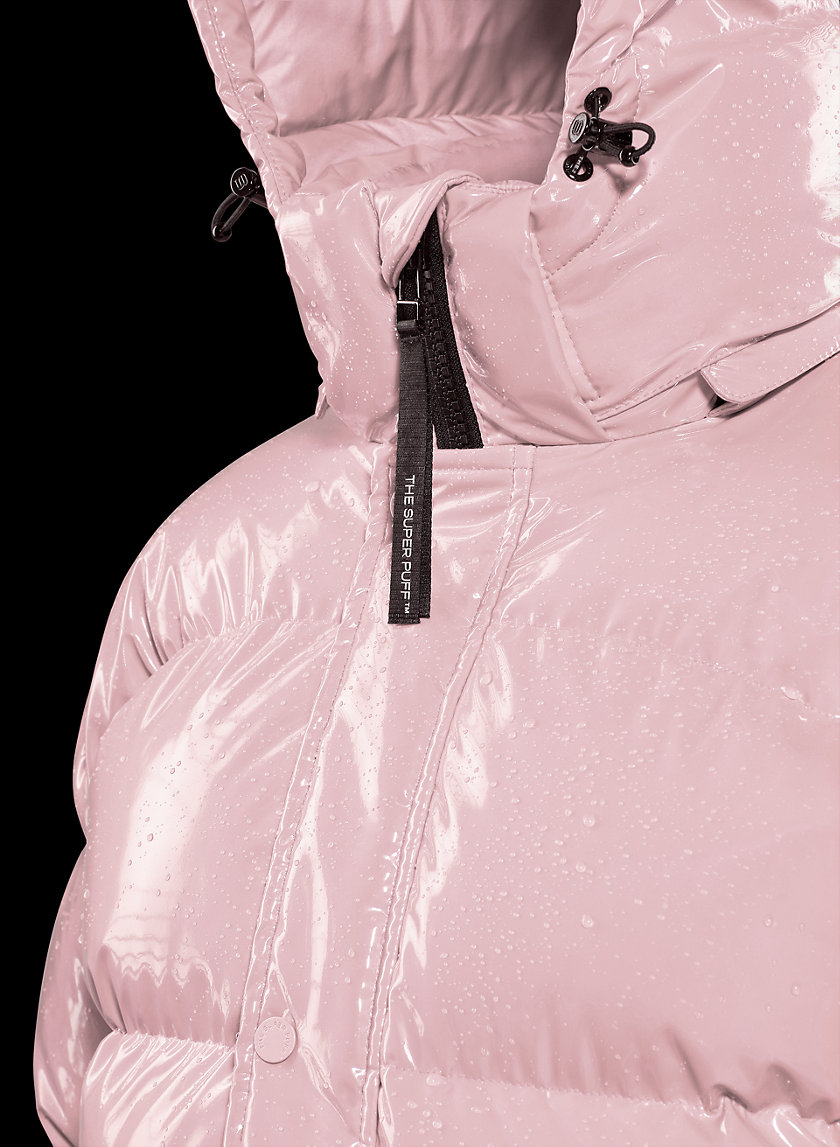 Super World™ THE SUPER PUFF™ SHORTY | Aritzia INTL
