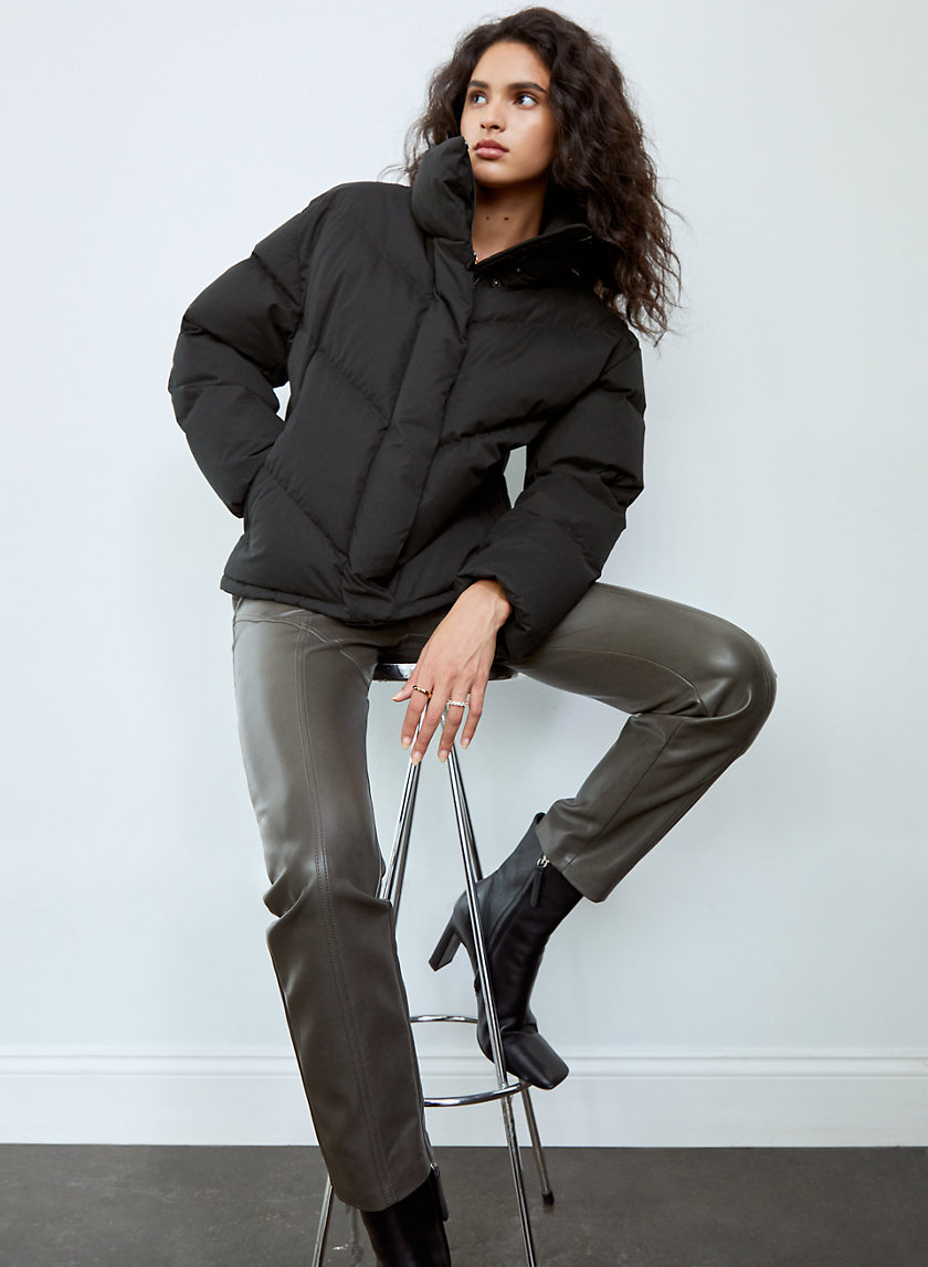 Wilfred THE CLOUD PUFF™ | Aritzia CA