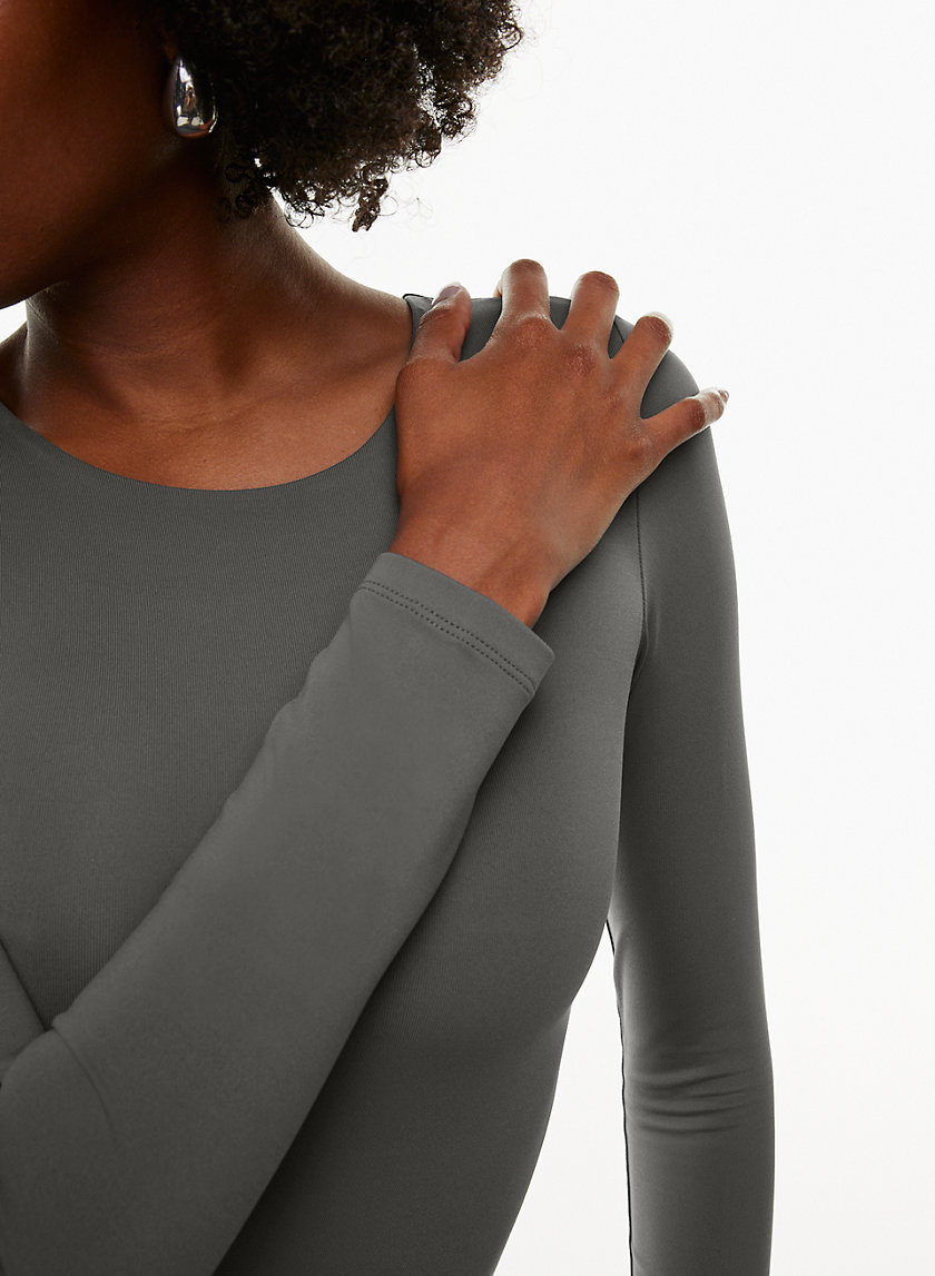 Babaton CONTOUR CREW LONGSLEEVE BODYSUIT | Aritzia INTL