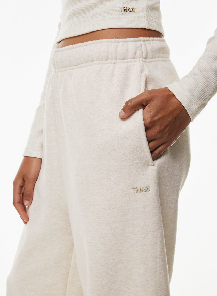 Tna COZY FLEECE MEGA SWEATPANT™ | Aritzia INTL