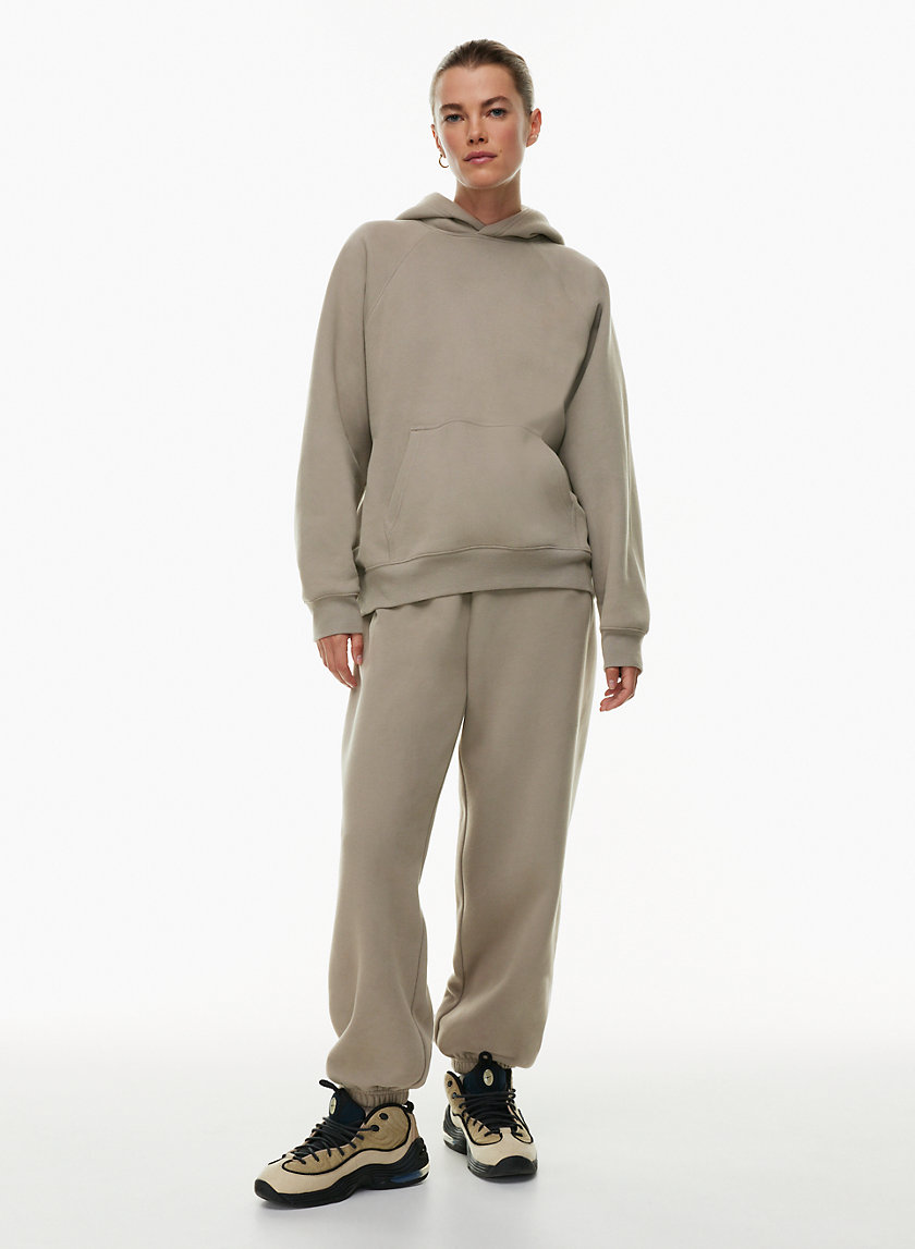 Tna COZY FLEECE MEGA SWEATPANT™ | Aritzia US