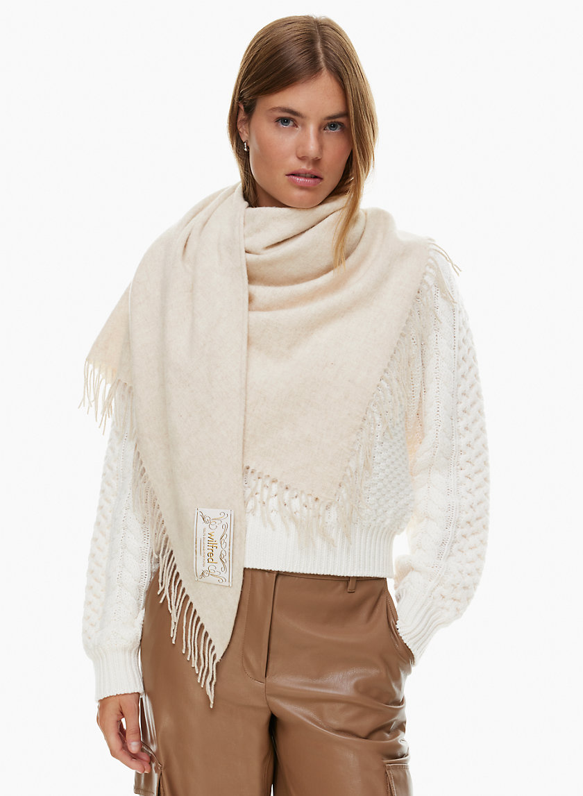 Wilfred THE CLASSIC TRIANGLE SCARF | Aritzia INTL