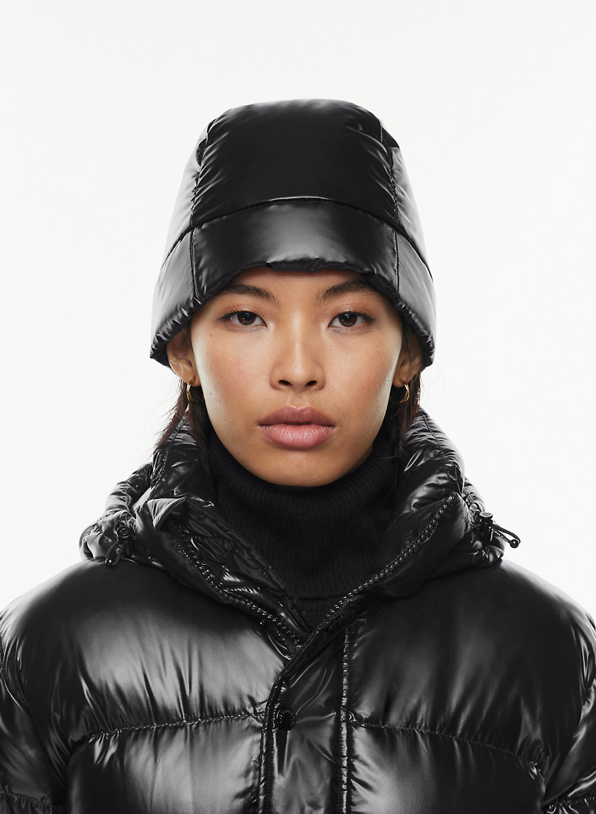 The Super Puff™ THE SUPER PUFF™ BEANIE | Aritzia CA