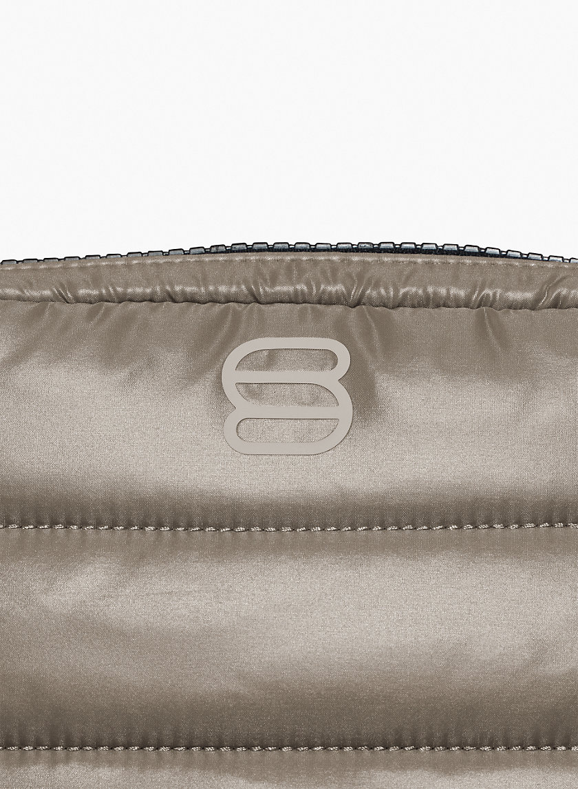 Super World™ THE SUPER PUFF™ BAG | Aritzia US