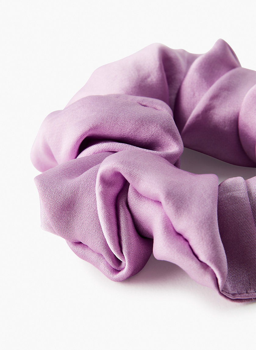 Sunday Best SOOKIE SCRUNCHIE | Aritzia INTL