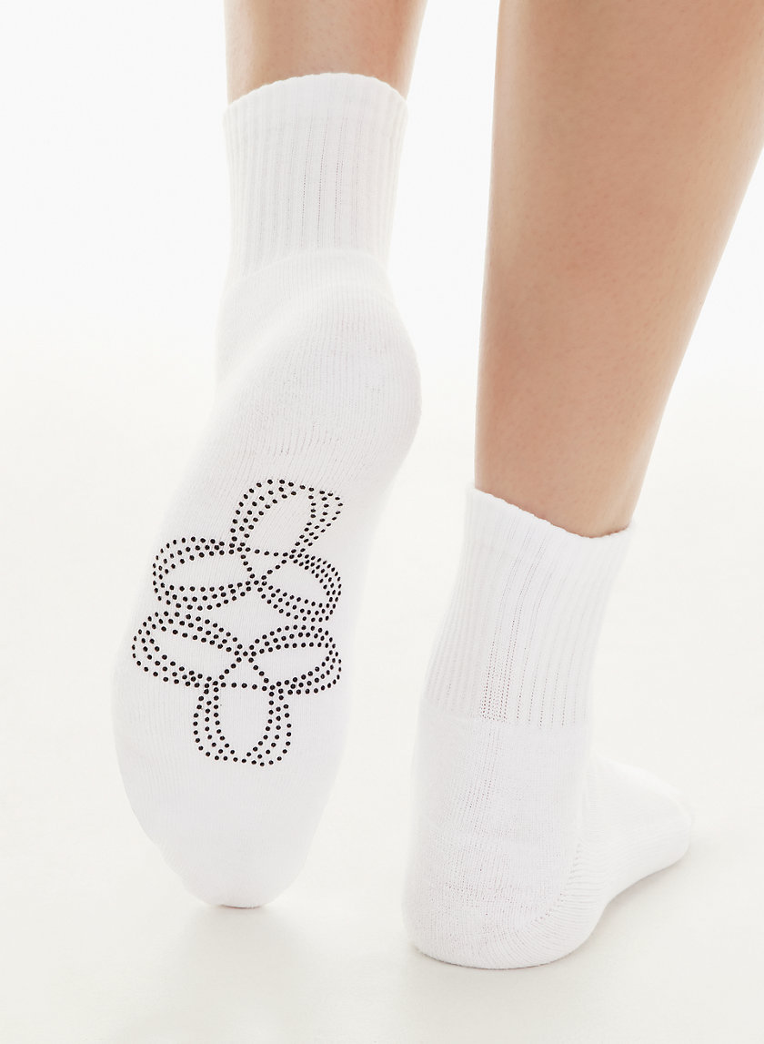 Tna BASE GRIP ANKLE SOCK 3-PACK | Aritzia CA