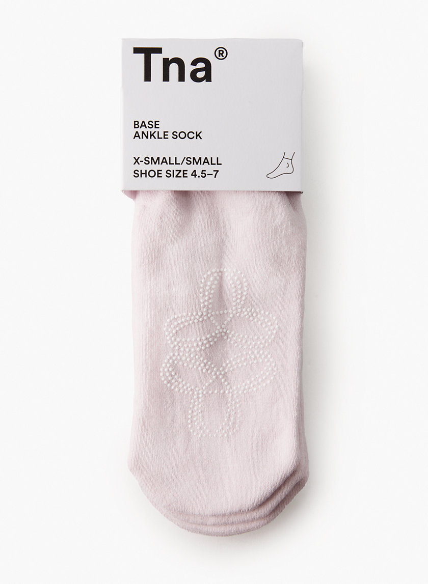 Tna BASE GRIP ANKLE SOCK 3-PACK | Aritzia US