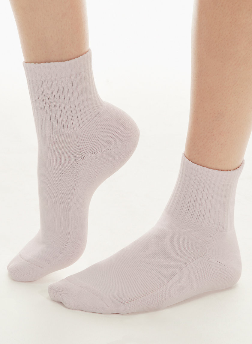 Tna BASE GRIP ANKLE SOCK 3-PACK | Aritzia INTL