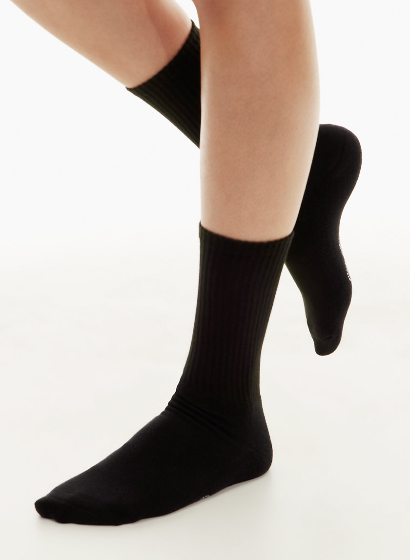 Tna BASE GRIP CREW SOCK 3-PACK | Aritzia CA