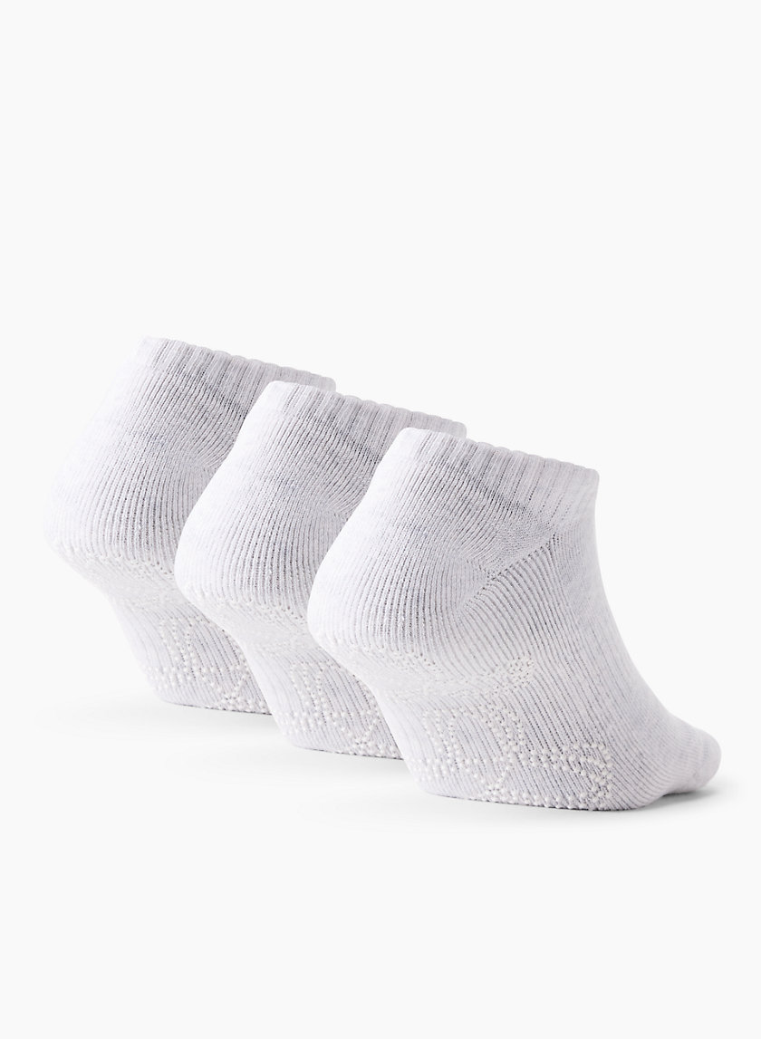Tna BASE GRIP NO-SHOW SOCK 3-PACK | Aritzia US