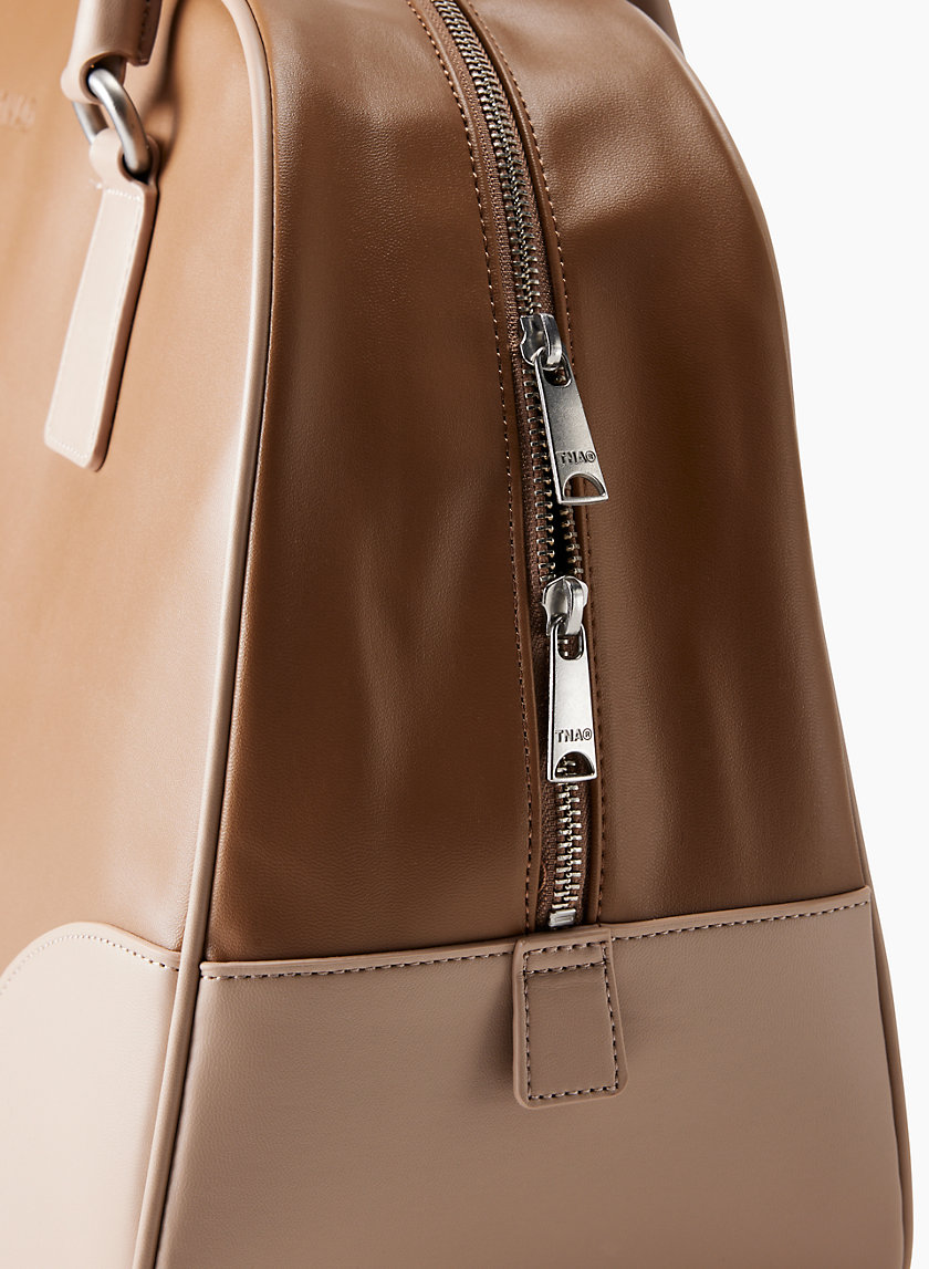 Tna THROWBACK BAG | Aritzia CA