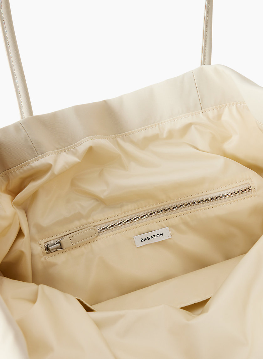 Babaton COMMUTE TOTE | Aritzia INTL