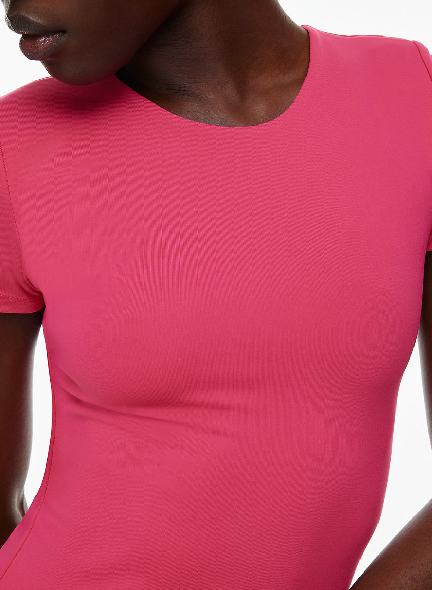 Aritzia CONTOUR CREW HIP T-SHIRT