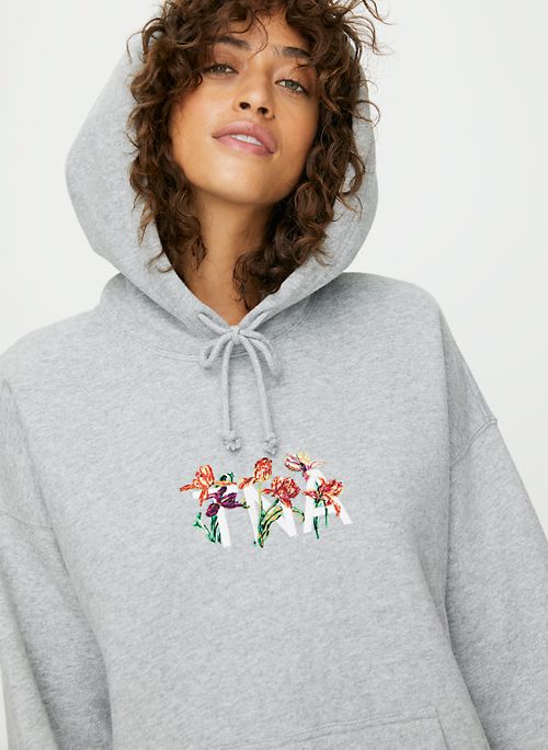 TNA | Women's Sweaters, Sweatshirts & Hoodies | Aritzia CA