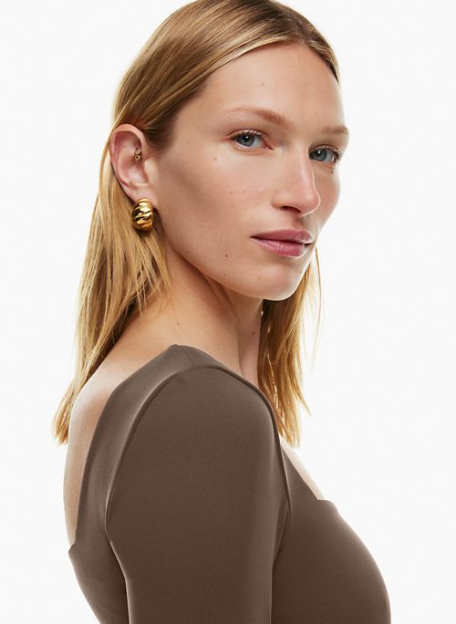 Contour Clothing | Contour & Fitted Bodysuits | Aritzia CA