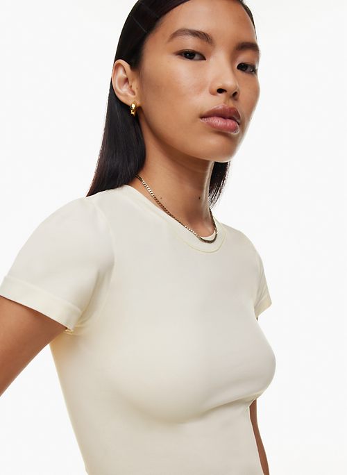 T-Shirts for Women | Long Sleeve & Short Sleeve | Aritzia CA