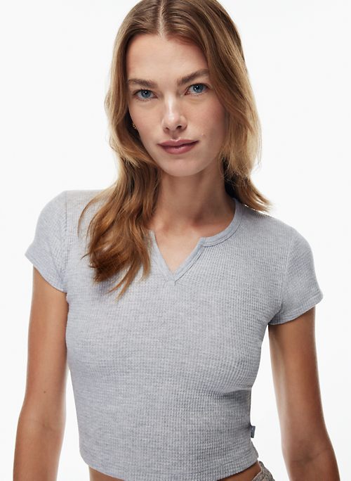 T-Shirts for Women | Long Sleeve & Short Sleeve | Aritzia CA