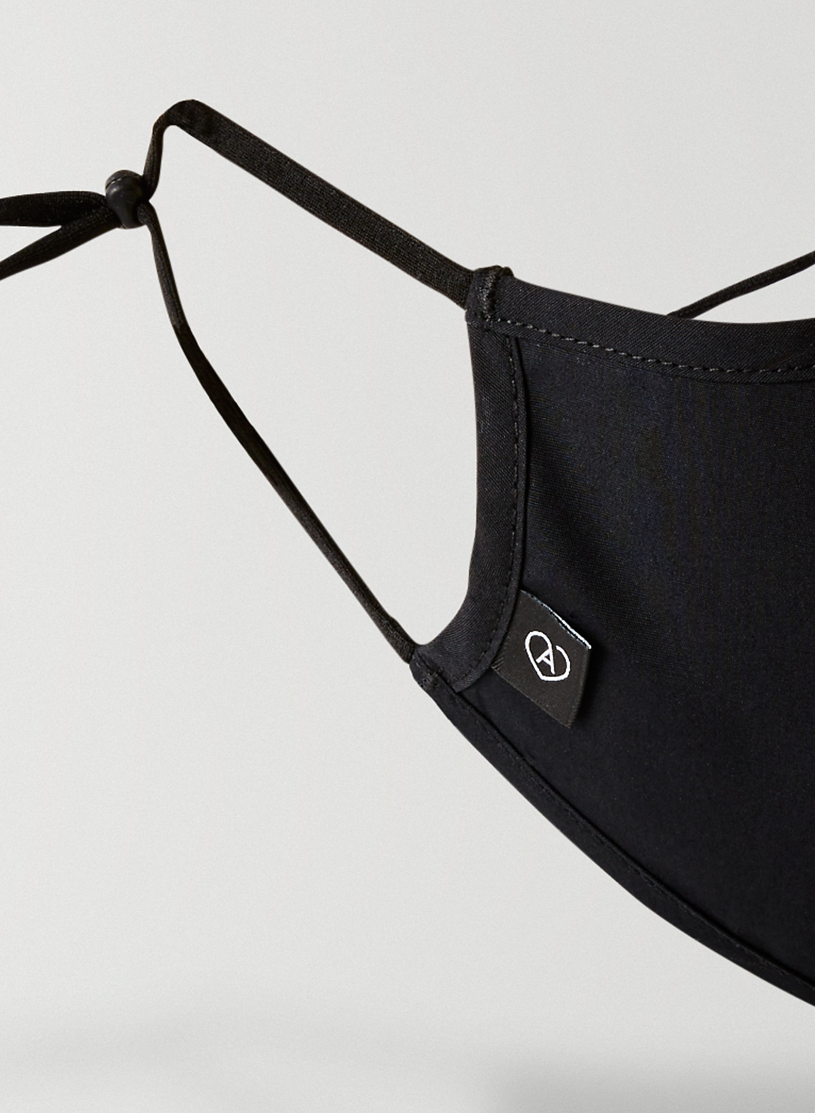 Community ADJUSTABLE FACE MASK | Aritzia US