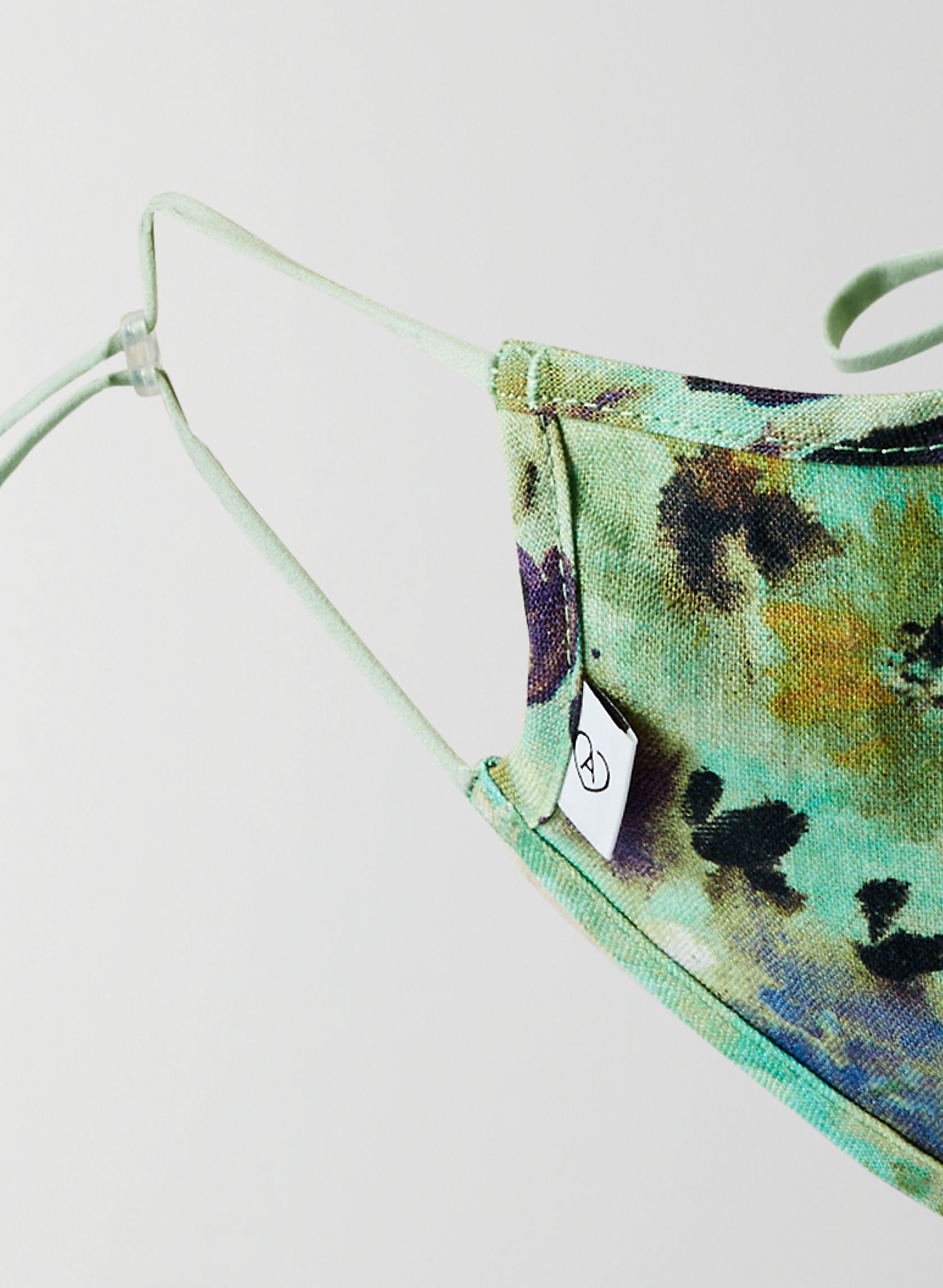 Aritzia Community SCULPTED LINEN FACE MASK