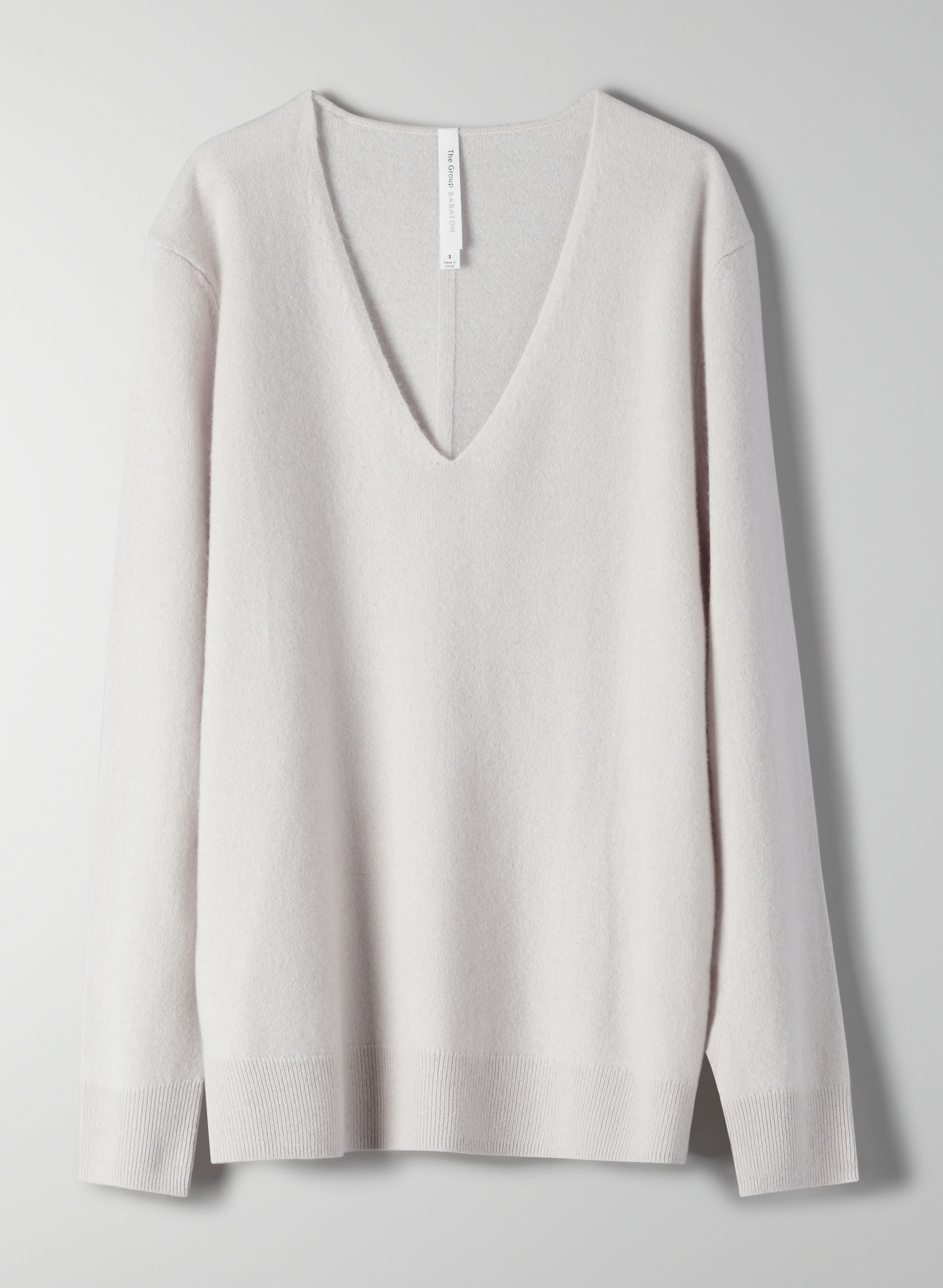 The Group by Babaton LUXE CASHMERE V-NECK | Aritzia US